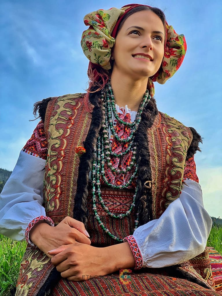 Portul popular al huțulilor din Bucovina – Etnotique